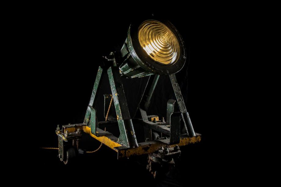 1940s World War 2 landing light | Fraser Besant Lighting
